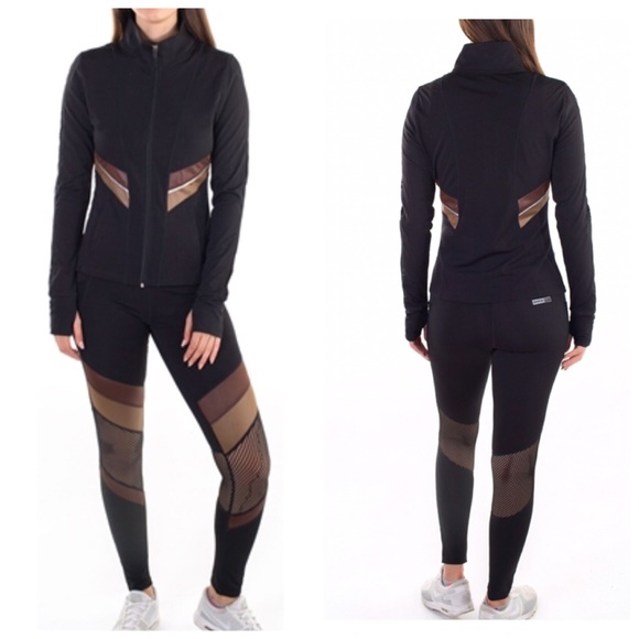 Especial Uno | Pants & Jumpsuits | Sexy 2 Piece Active Wear W Mesh ...